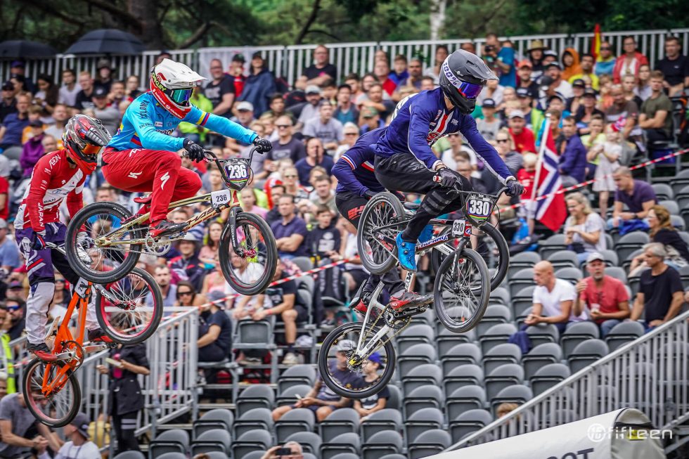 Mongoose Signing Coup - Fifteen