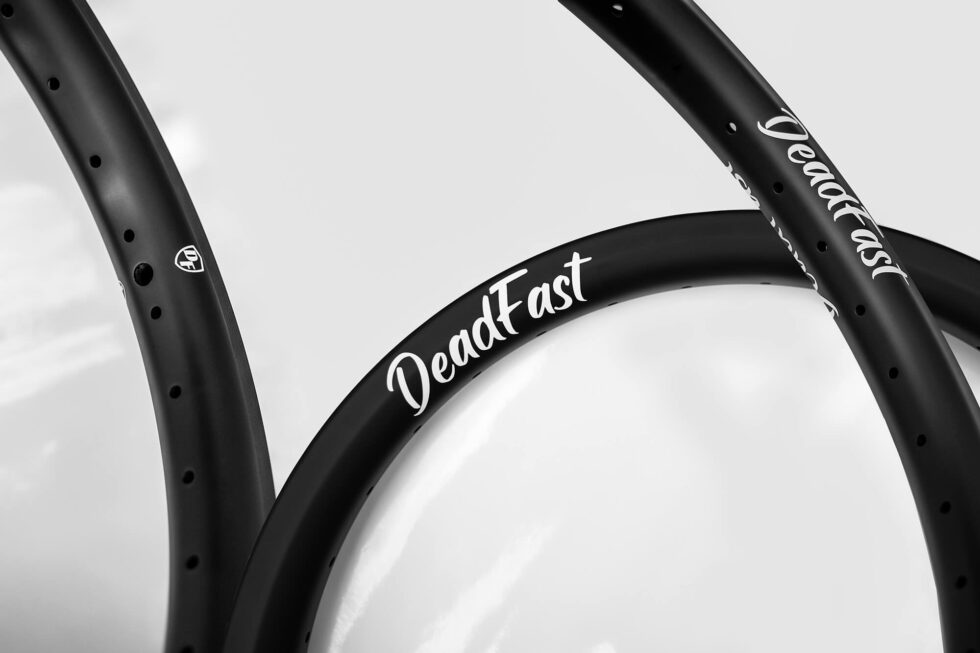Deadfast Racing AT20 Carbon Rims - Fifteen